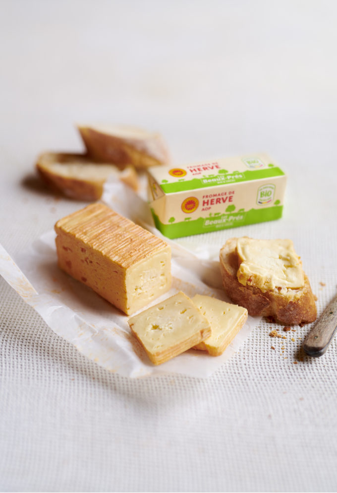 Les Beaux-Prés Herve doux - fromage de Herve AOP Bio & Local